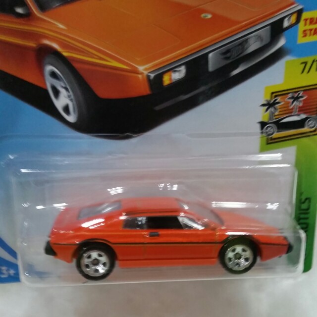 Hot Wheels Lotus Esprit S1, Hobbies & Toys, Toys & Games on Carousell
