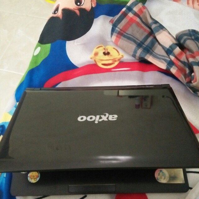 Notebook axio, Elektronik, Komputer, Desktop di Carousell