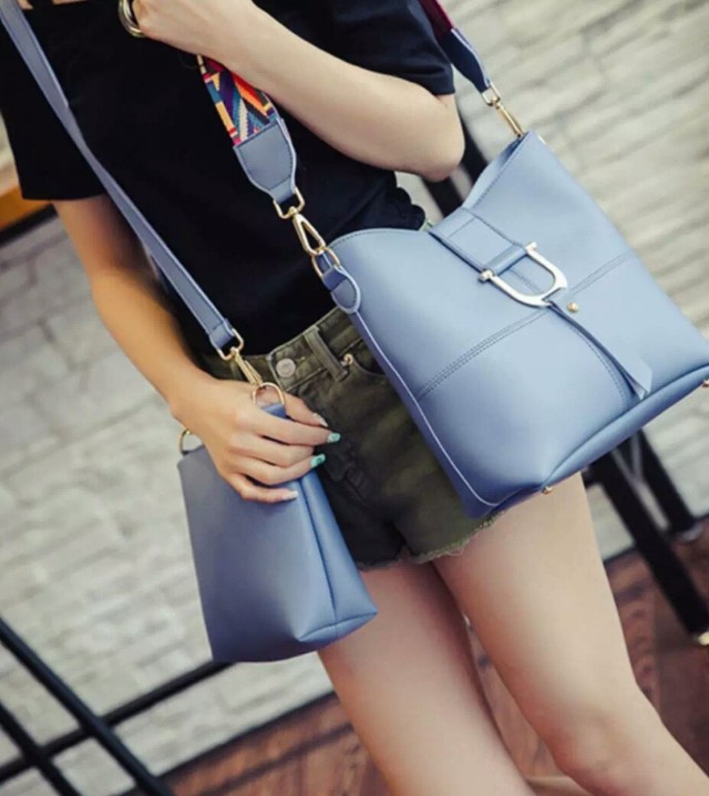 Ring bag, Women's Fashion, Bags & Wallets, Cross-body Bags on Carousell