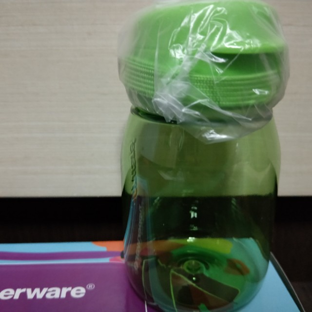 Tupperware Bottle, TV & Home Appliances, Kitchen Appliances, Water ...
