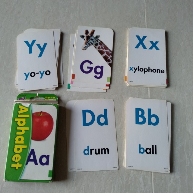 Flashcards to build vocabulary, Hobbies & Toys, Books & Magazines ...