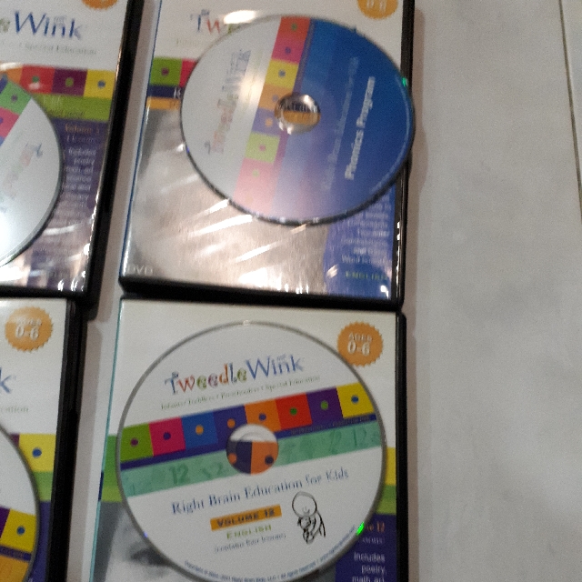 Tweedlewink Flashcard dvds, Hobbies & Toys, Books & Magazines, Children ...