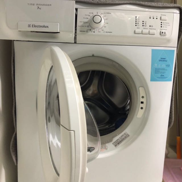 Electrolux washing machine, TV & Home Appliances, Washing Machines and ...