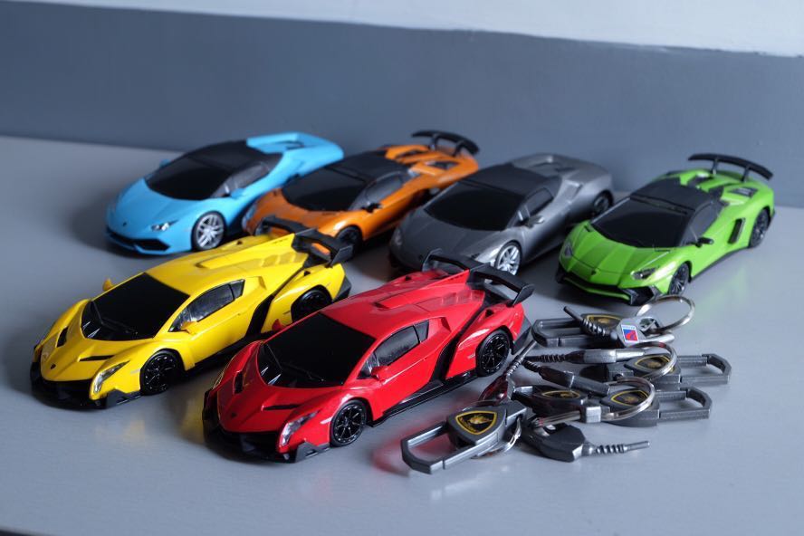 Lamborghini Set, Hobbies & Toys, Toys & Games on Carousell