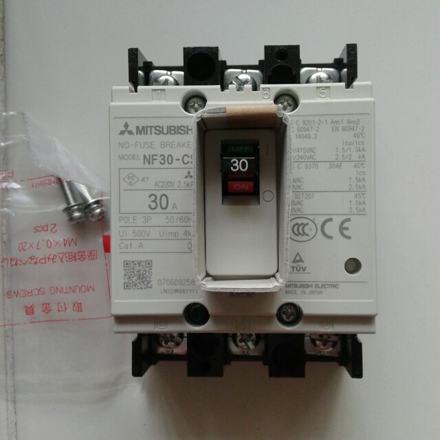 Mitsubishi 3poles breaker NF30-CS 30A, Sports Equipment, PMDs, E ...