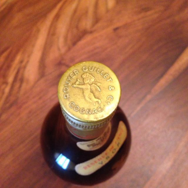 路易十四Rouyer Guillet Cognac VSOP Louis XIV 700ml, 嘢食 & 嘢飲, 飲料 - Carousell