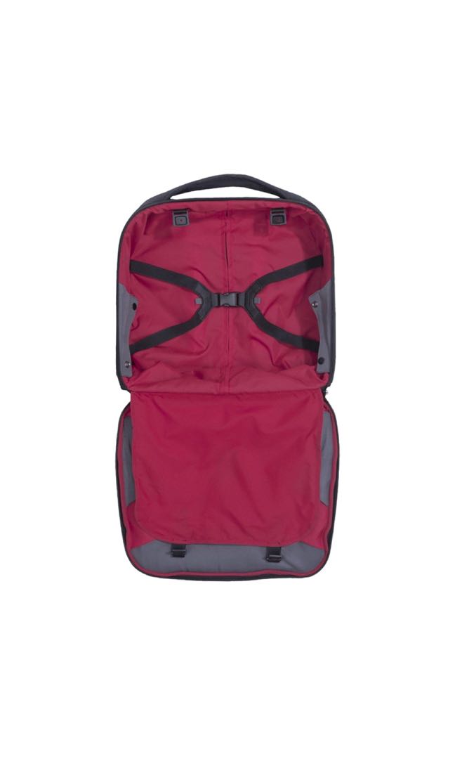 Crumpler Dry Red No. 9 Laptop Luggage Briefcase on Wheels, Men's ...