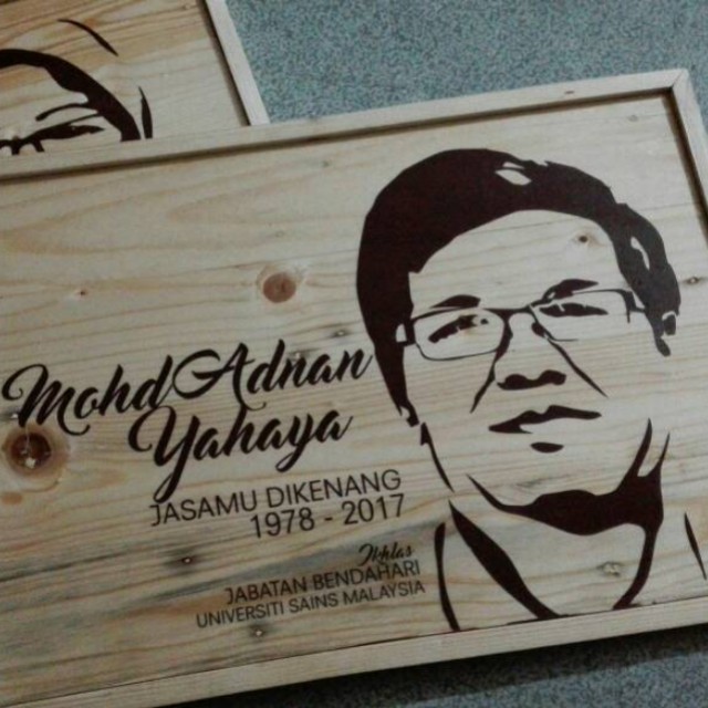 KHAT KAYU POTRET GRAPHIC, Hobbies & Toys, Stationery & Craft, Handmade ...