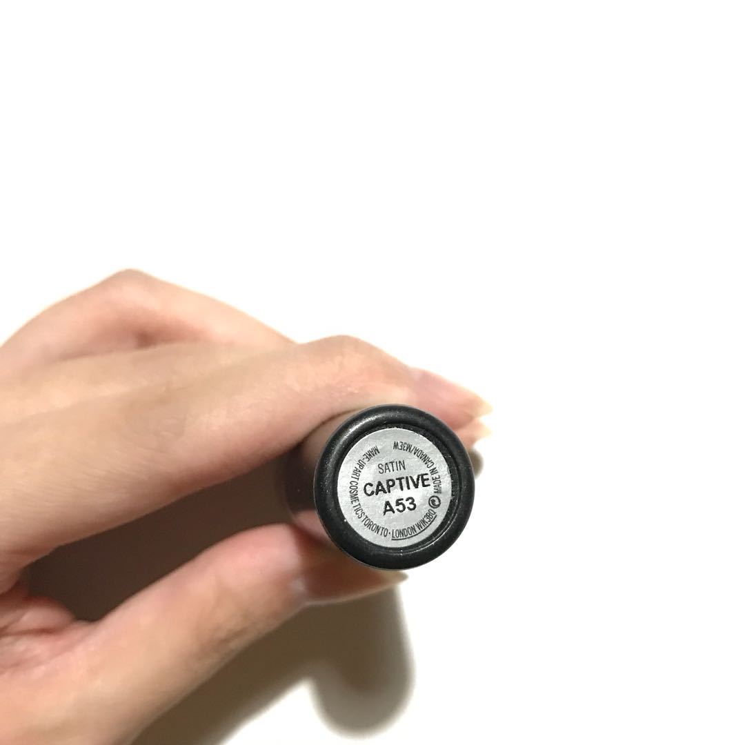 MAC Satin Lipstick in shade Captive, Beauty & Personal Care, Face ...