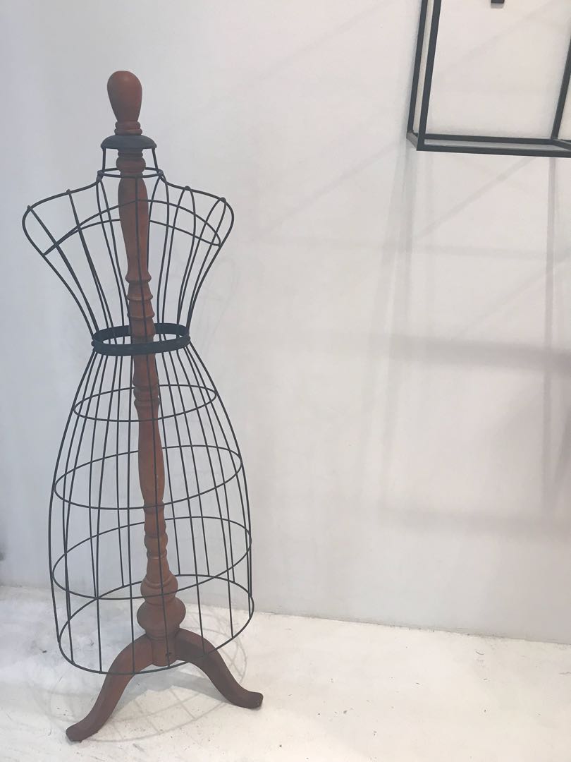 Mannequin Rack, Furniture & Home Living, Home Decor on Carousell