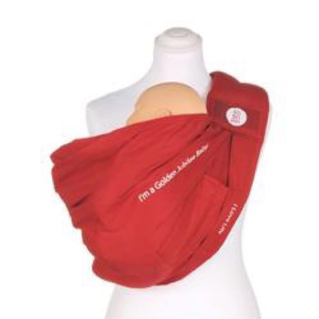SG50 Baba Sling, Babies & Kids, Going Out, Carriers & Slings on Carousell
