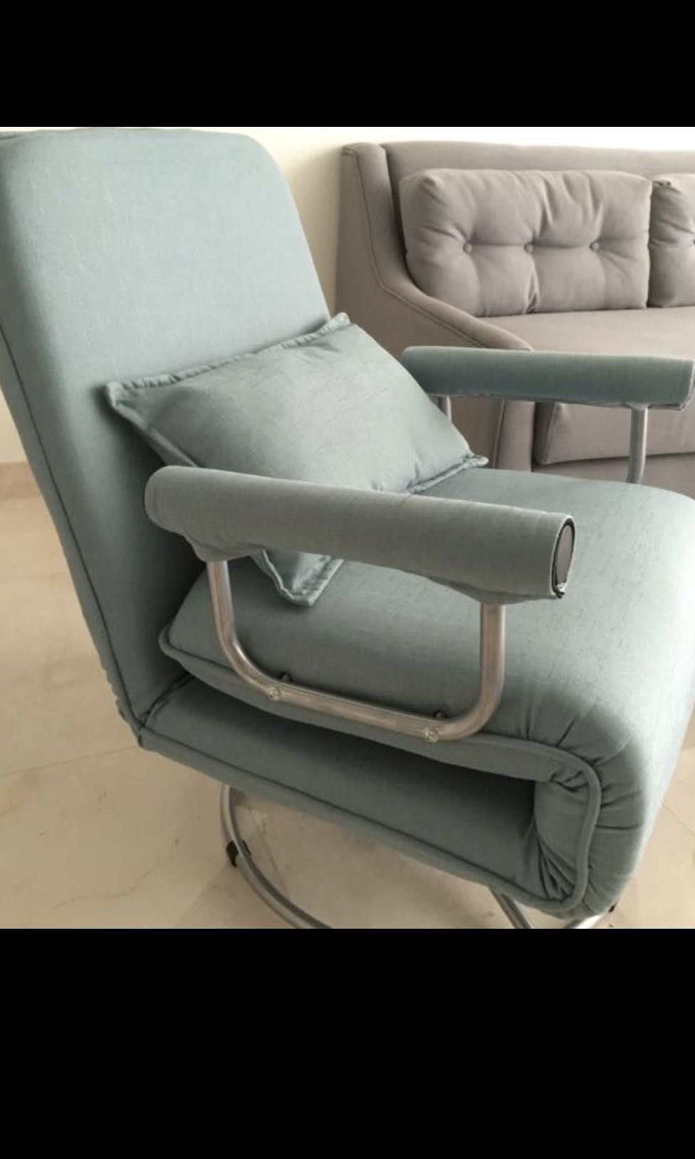 Easy chair, Furniture & Home Living, Furniture, Chairs on Carousell
