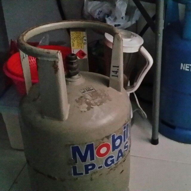 Mobil Lp-Gas cyclinder, TV & Home Appliances, Kitchen Appliances, Hobs & Hoods on Carousell