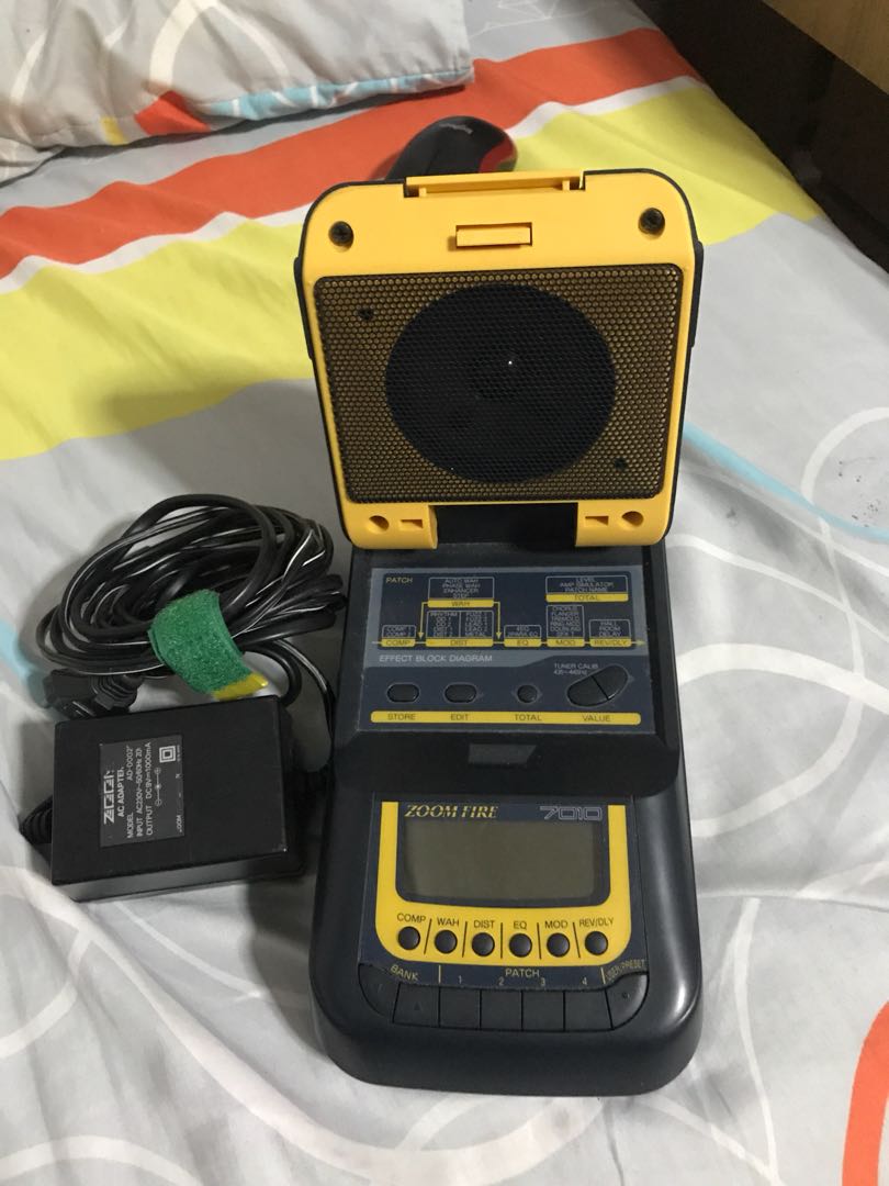 ZOOM fire 7010 effects with a built-in high power guitar amplifier ...