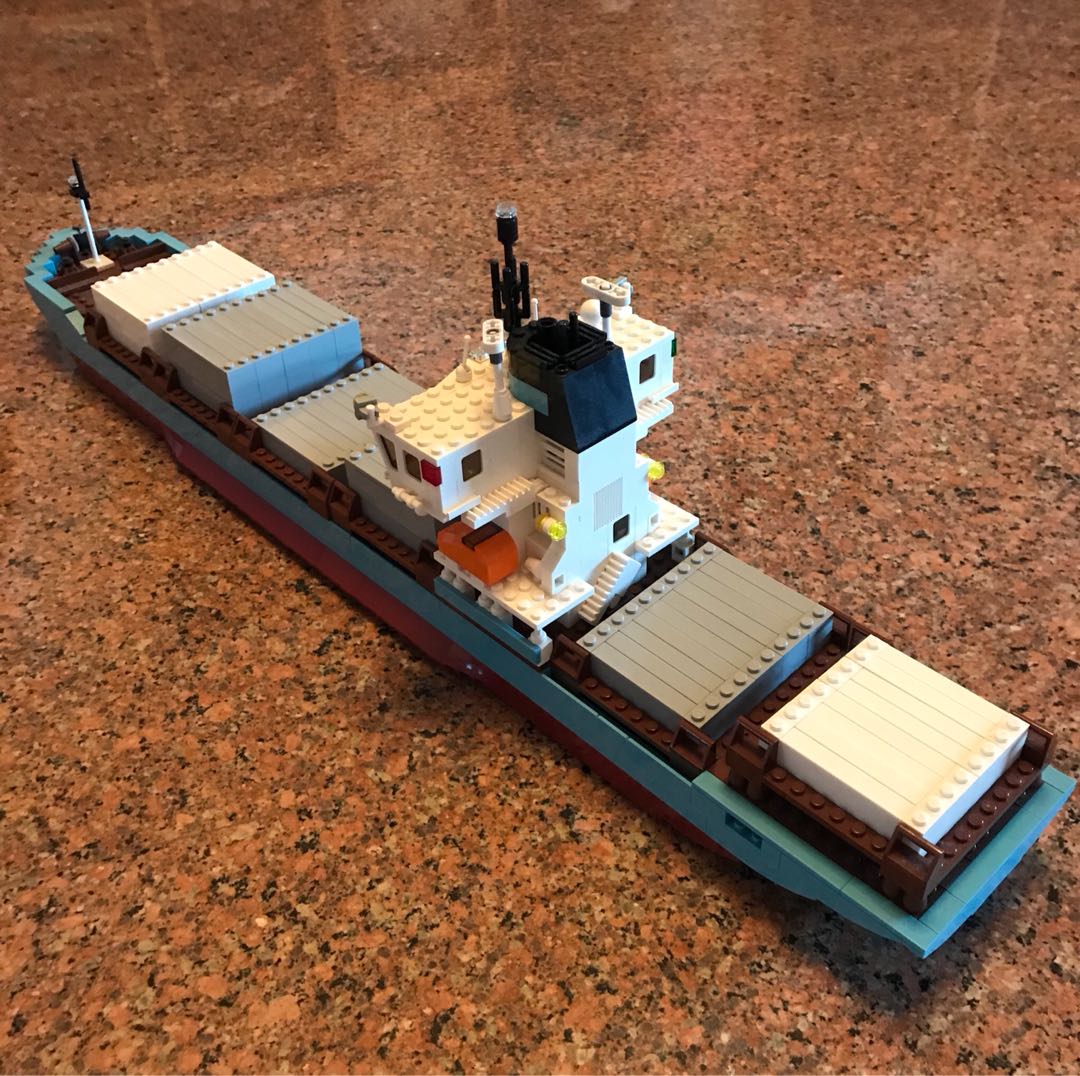 LEGO Maersk 10155 Container Ship, Hobbies & Toys, Toys & Games on Carousell