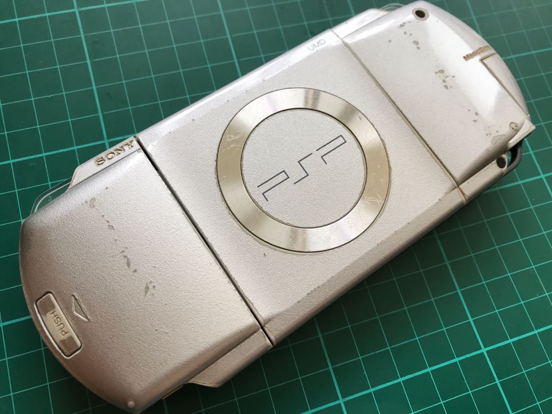 Sony Psp 1000 Silver, Video Gaming, Video Game Consoles, PlayStation on ...