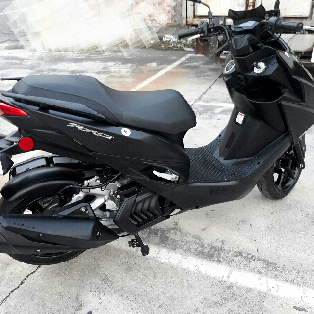 2017 YAMAHA FORCE 155 水冷 消光黑 ( 誠可議 ）, 機車, 二手機車在旋轉拍賣