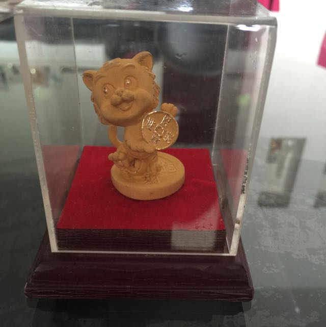 24K Gold Played Tiger With A gold Coin Figure, Hobbies & Toys, Toys ...