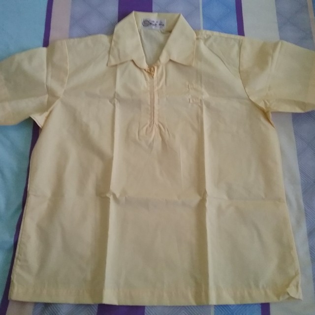 Fairfield Methodist Primary School uniform, Hobbies & Toys, Books ...