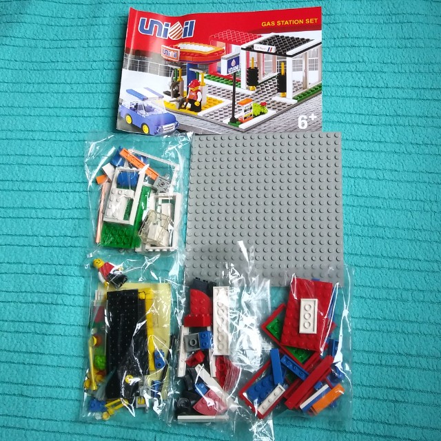 Oxford (LEGO Type) Unioil Gas Station Set Blocks Bricks, Hobbies & Toys ...