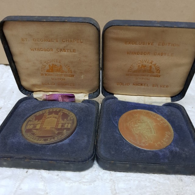 #0327- Solid Bronze & Nickle Silver Windsor Castle coin, Women's ...