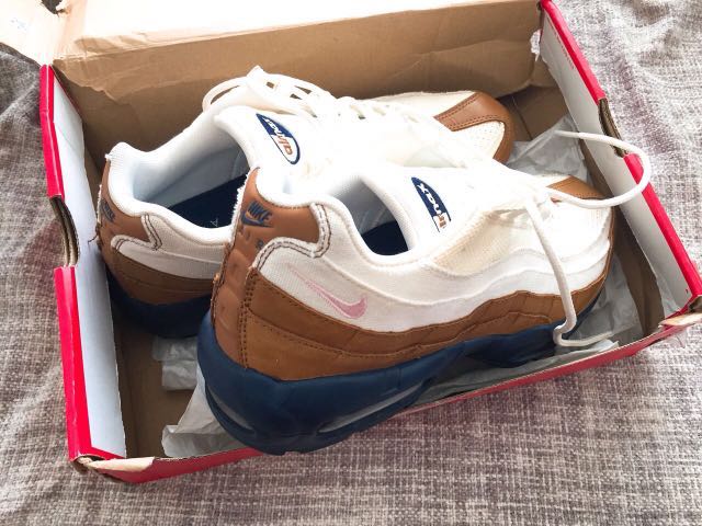 Nike air max 95 limited edition , Fesyen Pria, Sepatu di Carousell