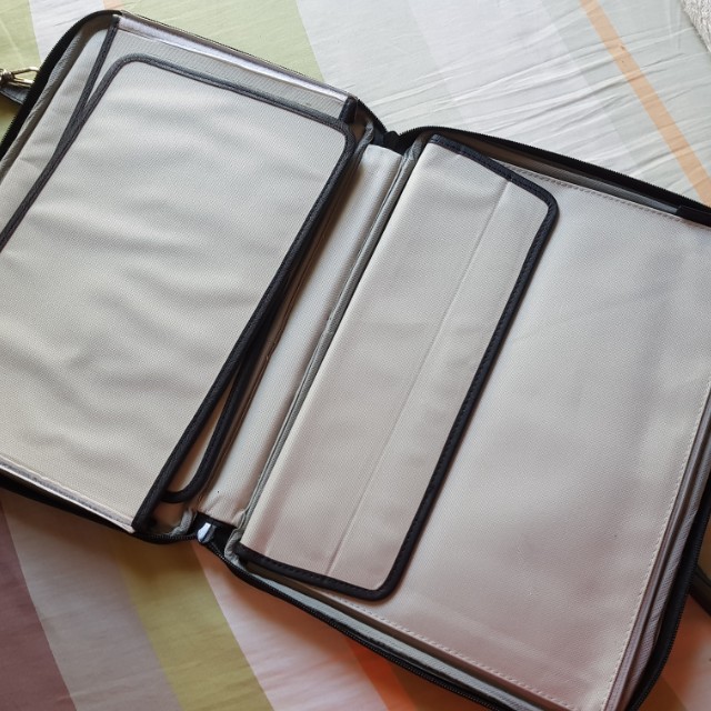 Filed Urban Pro Organizer Laptop Case Bag, Women's Fashion, Bags ...