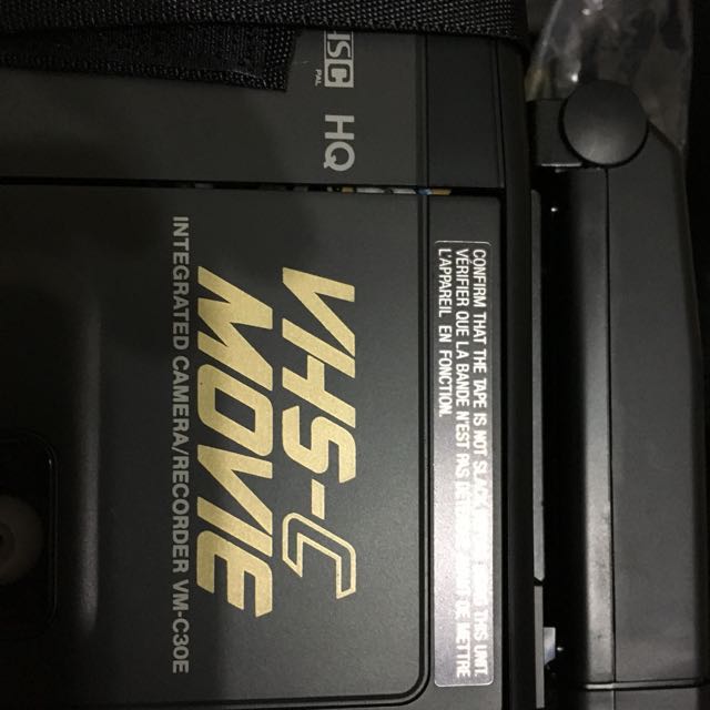 Hitachi VHS-C Movie Integrated Camera/Recorder VM-C30E, Hobbies & Toys ...
