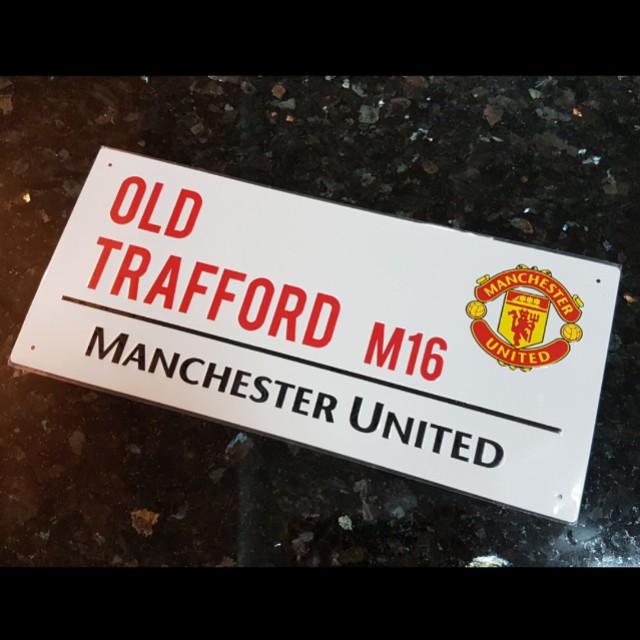 Manchester United FC Old Trafford Street Sign, Sports Equipment, Sports ...