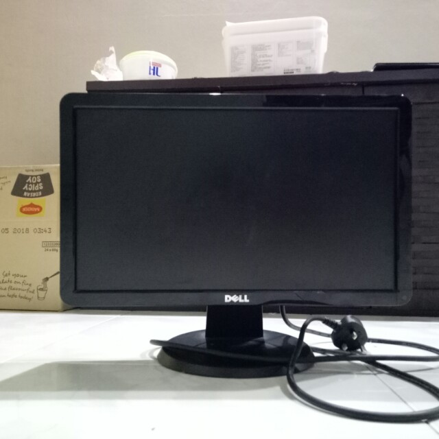 Dell computer monitor, Computers & Tech, Desktops on Carousell