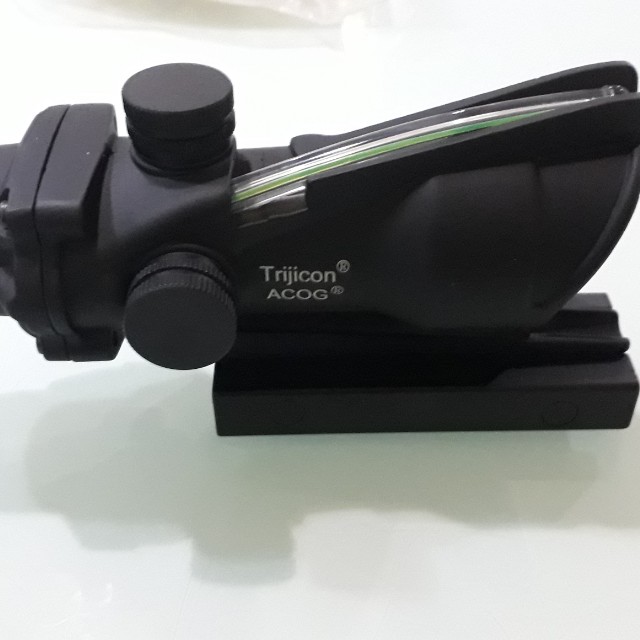 Replica fibre optic Trijicon ACOG 1x Scope, Everything Else on Carousell