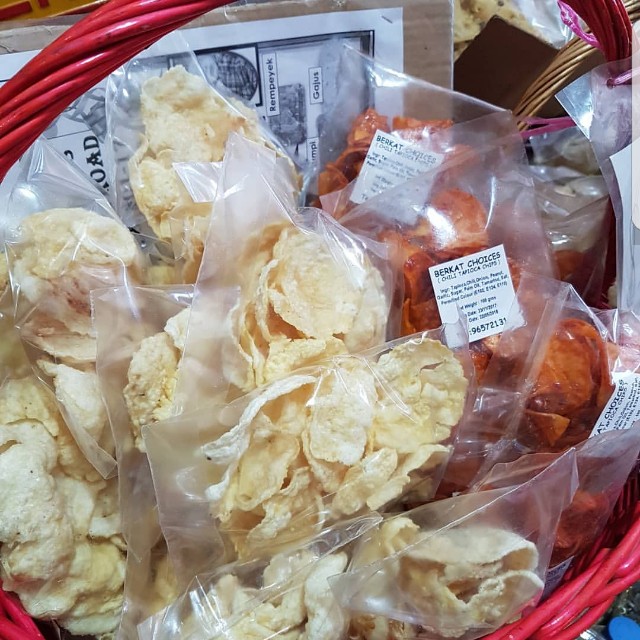 Rempeyek and Tumpi Homemade, Food & Drinks, Homemade Bakes on Carousell