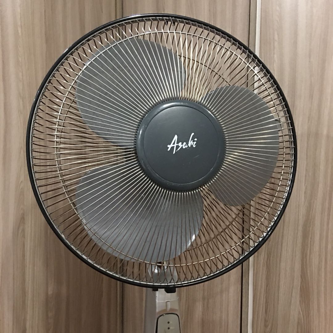 Asahi digital electric fan, TV & Home Appliances, Kitchen Appliances ...