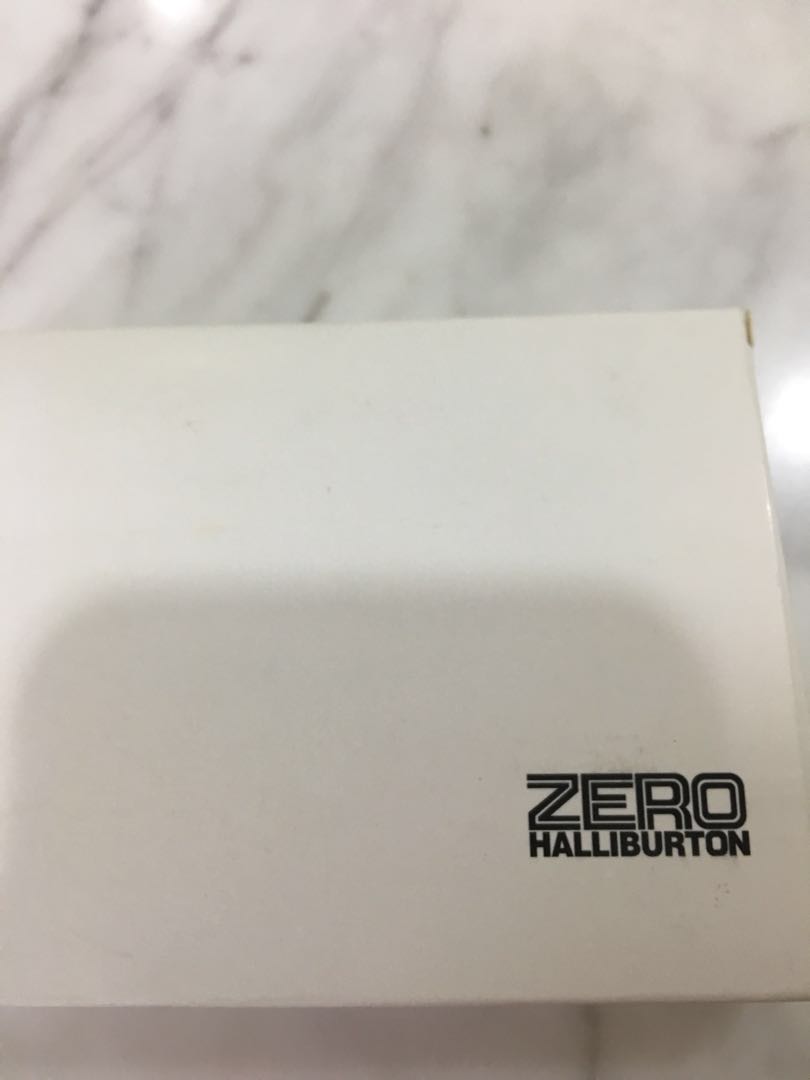 Zero Halliburton Hard Card Case, Men's Fashion, Watches & Accessories ...