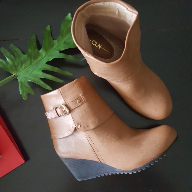 Brand new CLN wedge boots, Women's Fashion, Footwear, Boots on Carousell