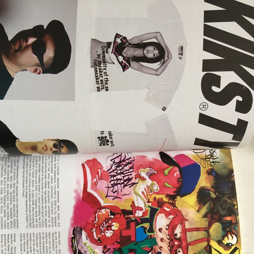 clavel magazine 2, Hobbies & Toys, Books & Magazines, Magazines on ...