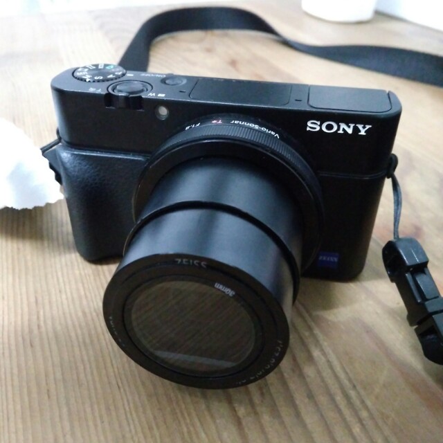 Sony Cybershot RX100 Mark III with Accessories, Mobile Phones & Gadgets ...