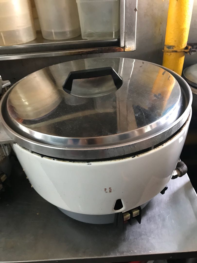 Rinnai used commercial rice cooker, TV & Home Appliances, Kitchen ...