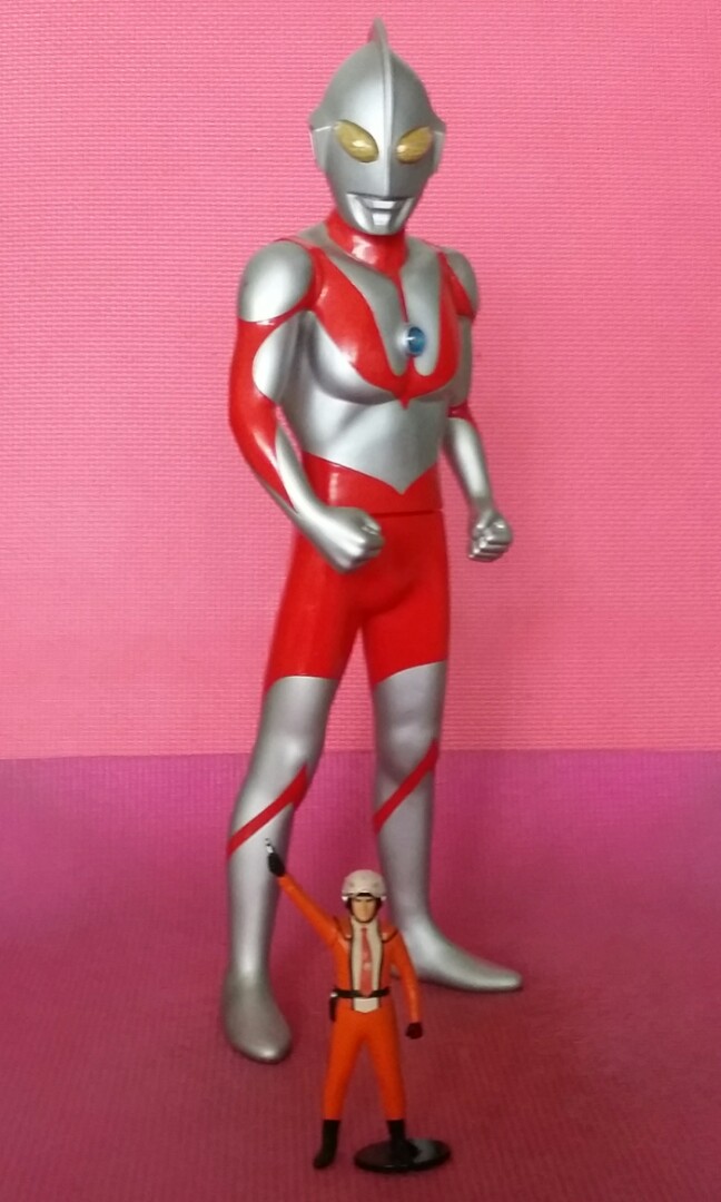 18 inch Ultraman Figure, Hobbies & Toys, Toys & Games on Carousell