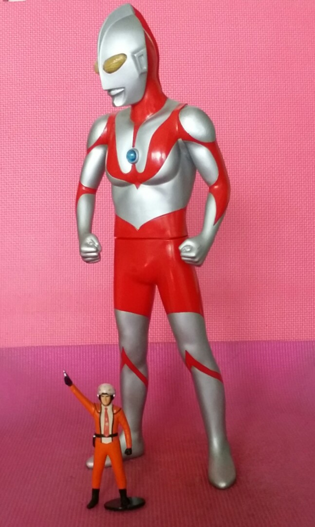18 inch Ultraman Figure, Hobbies & Toys, Toys & Games on Carousell