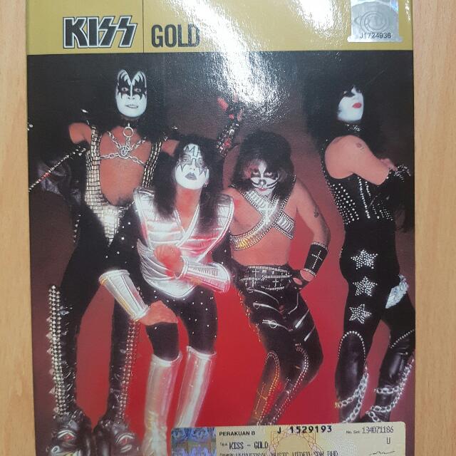 Kiss - Gold, Hobbies & Toys, Music & Media, CDs & DVDs on Carousell