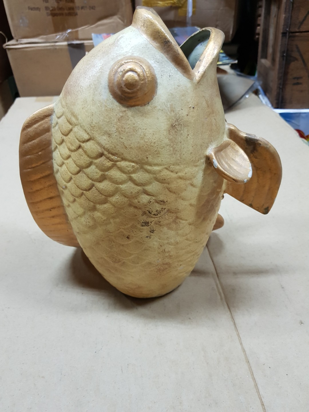 Lohan Fish porcelain Pot, Hobbies & Toys, Memorabilia & Collectibles ...