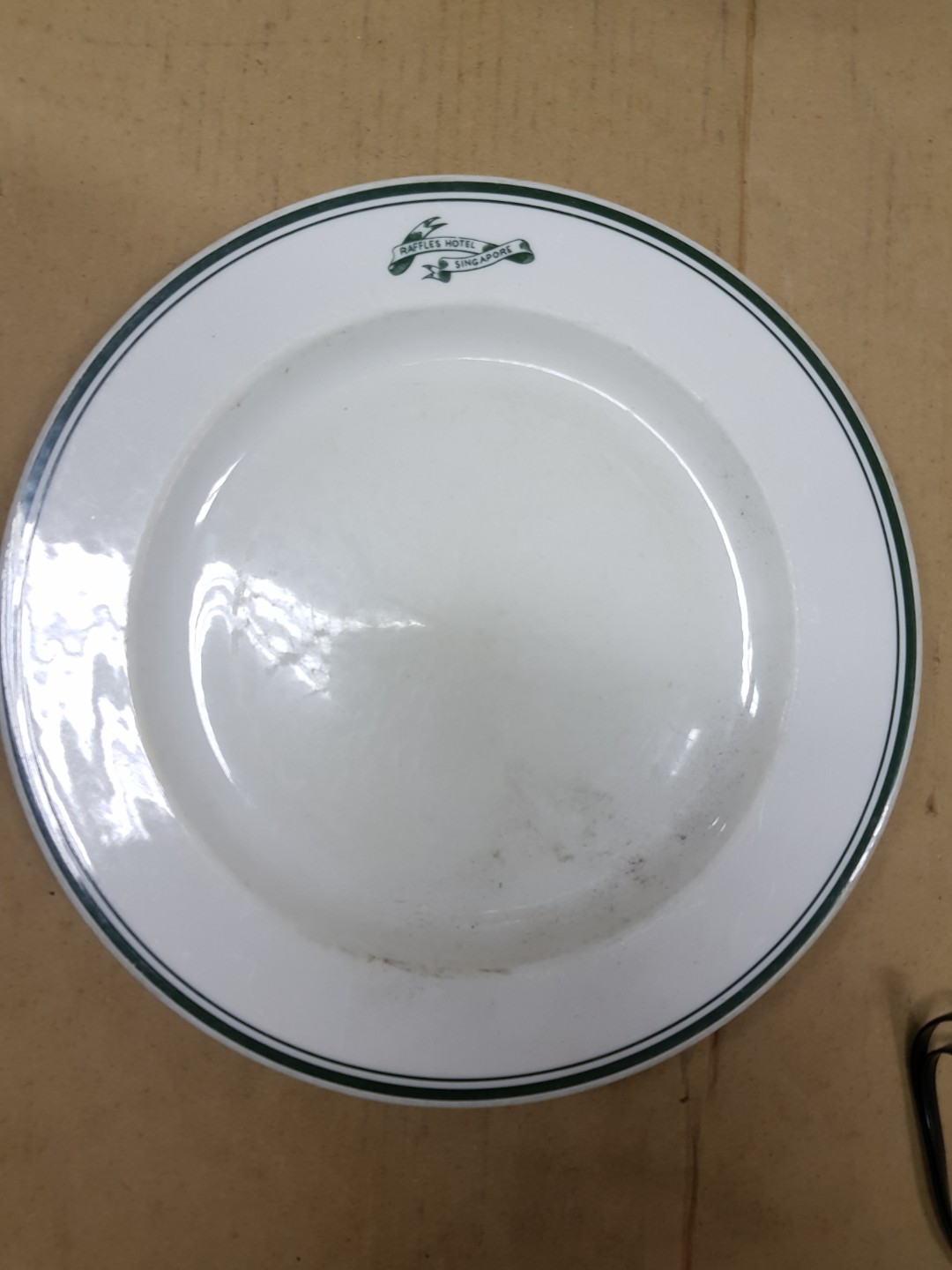 Raffles Hotel Plate, Furniture & Home Living, Kitchenware & Tableware ...