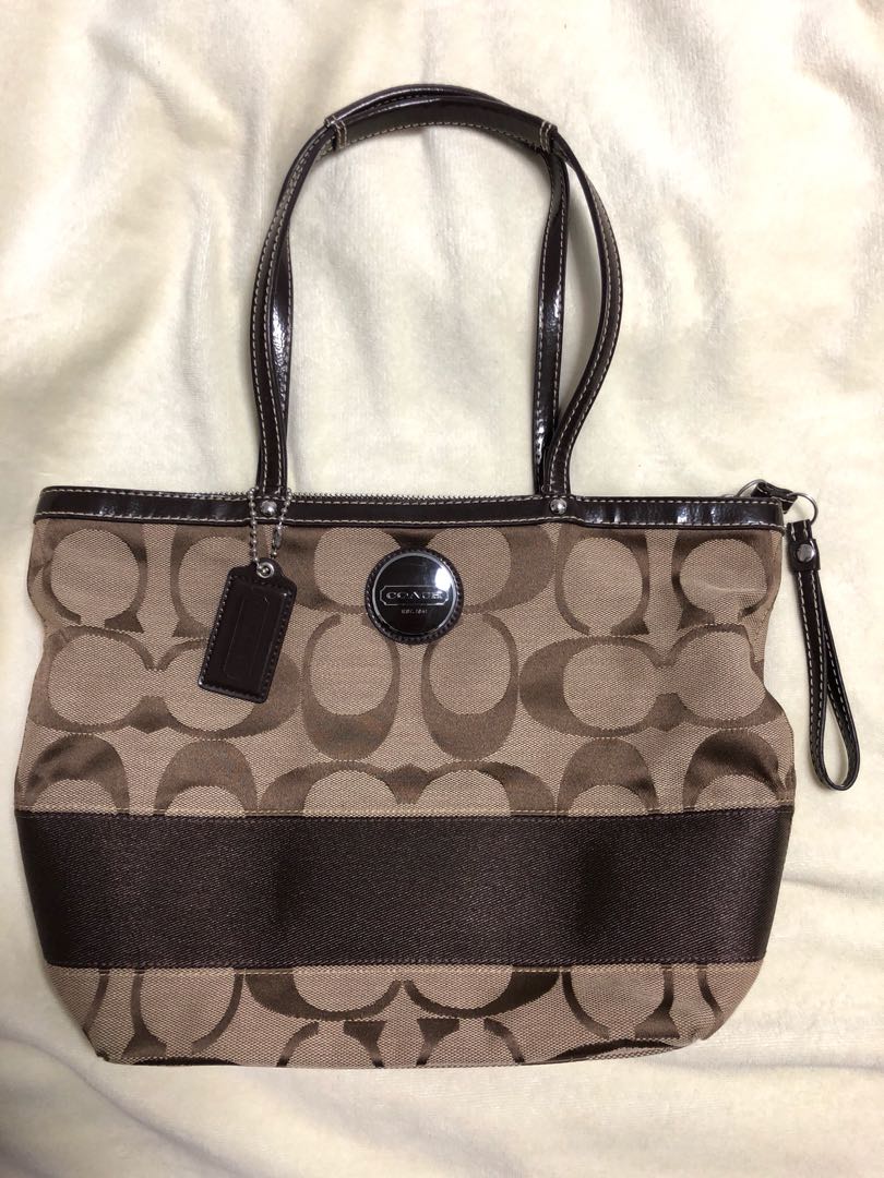 Coach fabric tote bag Authentic, Women's Fashion, Bags & Wallets, Tote ...