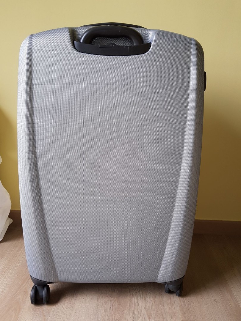 Samsonite HyperFlex 29" Silver luggage bag bought in States, Luxury ...