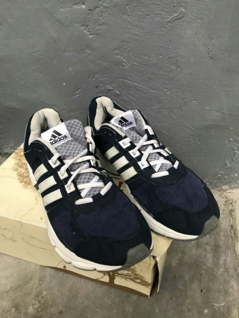 Sepatu sport adidas activ buat jogging dan gym, Fesyen Pria, Sepatu di ...