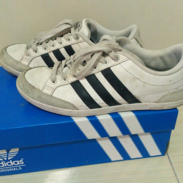 Adidas, Fesyen Pria, Sepatu di Carousell