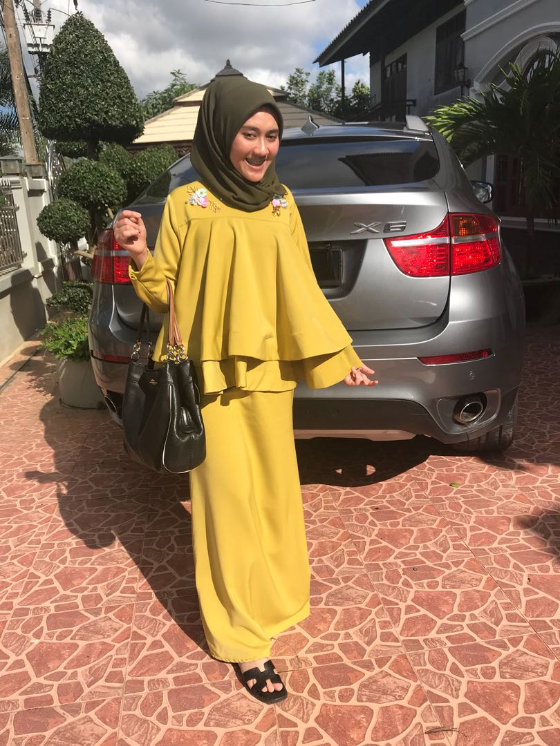 Dewi diary, Women's Fashion, Muslimah Fashion, Baju Kurung & sets on ...