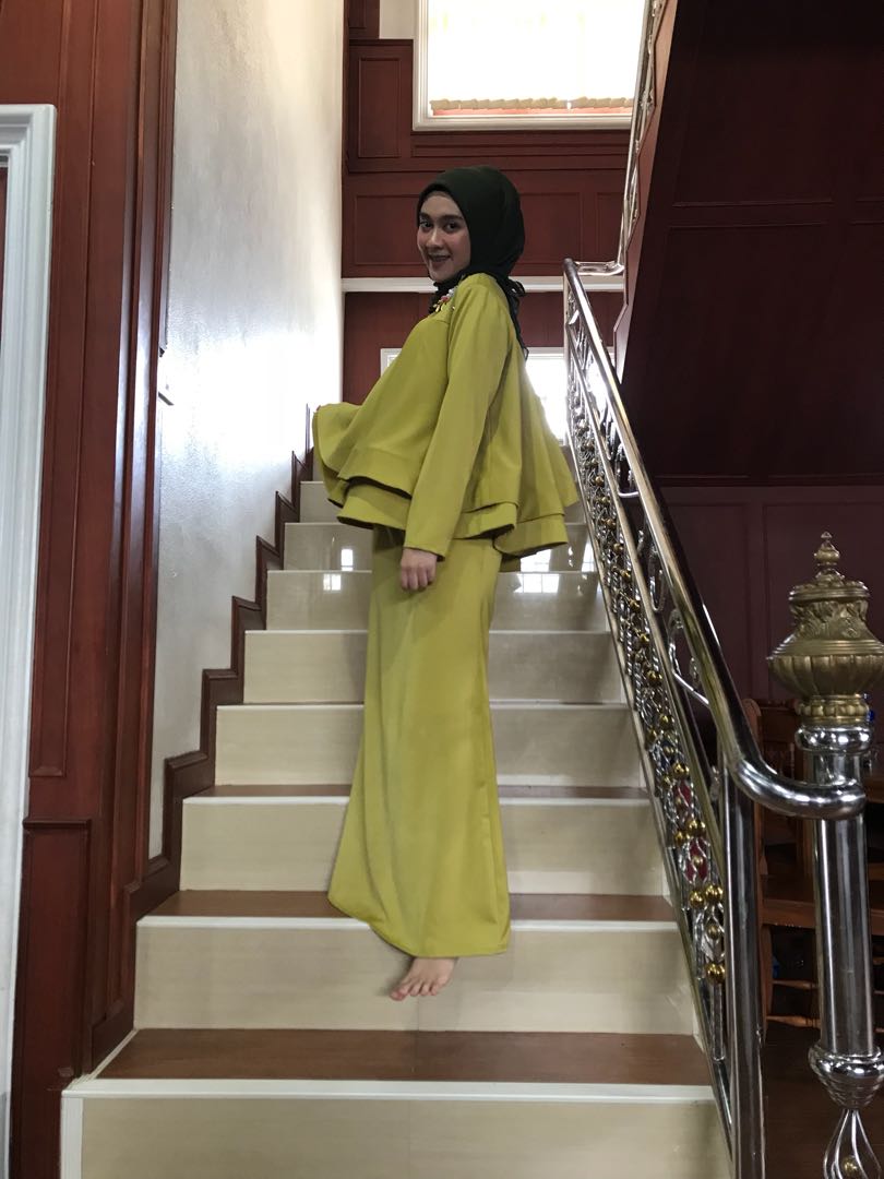 Dewi diary, Women's Fashion, Muslimah Fashion, Baju Kurung & sets on ...