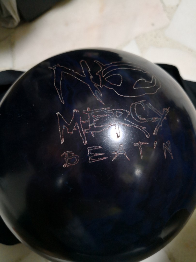 13lb Hammer No Mercy Beat'N Bowling Ball, Sports Equipment, Sports & Games, Billiards & Bowling ...